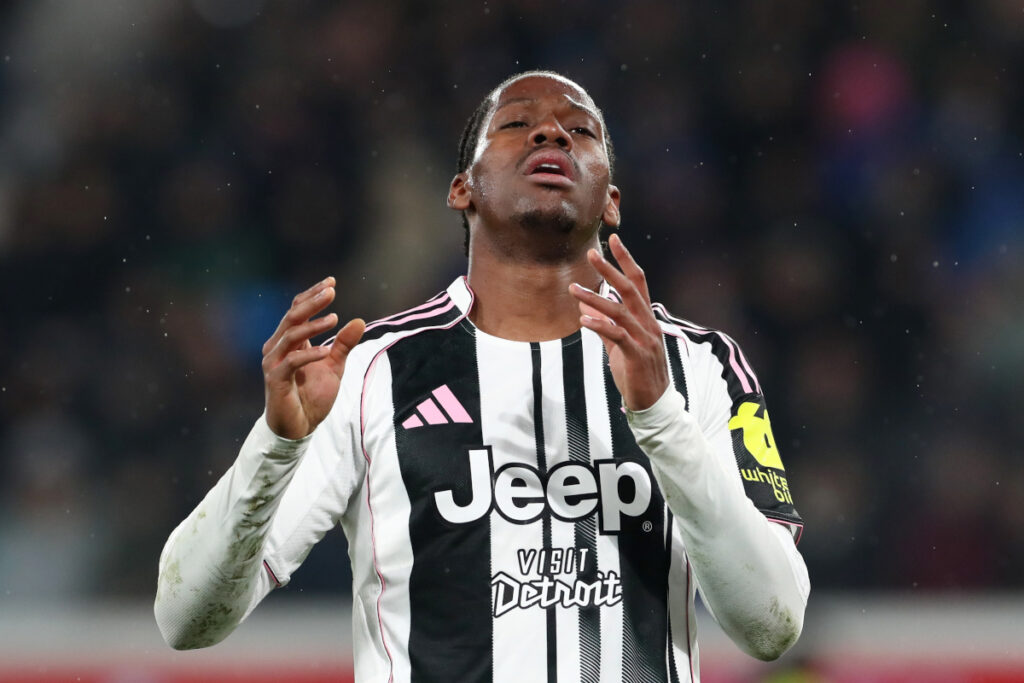 O fracasso da Juventus, David, é alvo do Olympique Lyonnais depois de ...