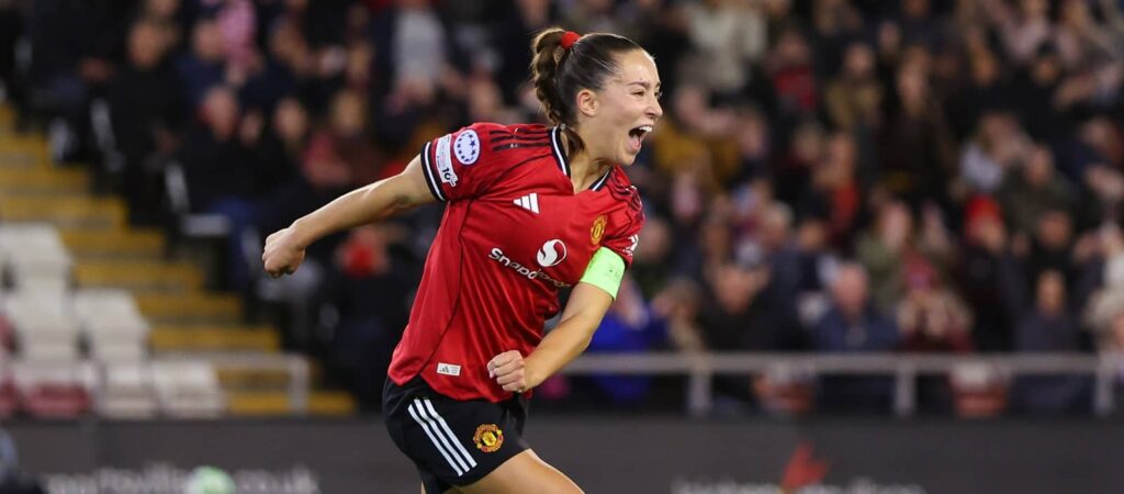A estrela do Man United, Maya Le Tissier, encerra campanha com grande ...